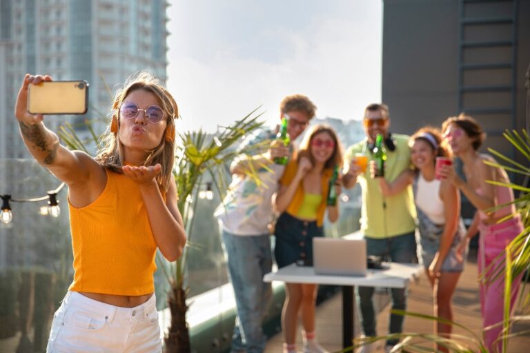How to Run an Influencer Marketing Campaign in 7 Steps | FlowFlamingo